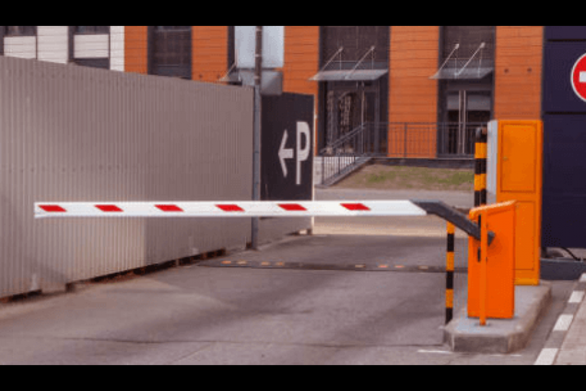 Control de Acceso Vehicular – Technological Solutions